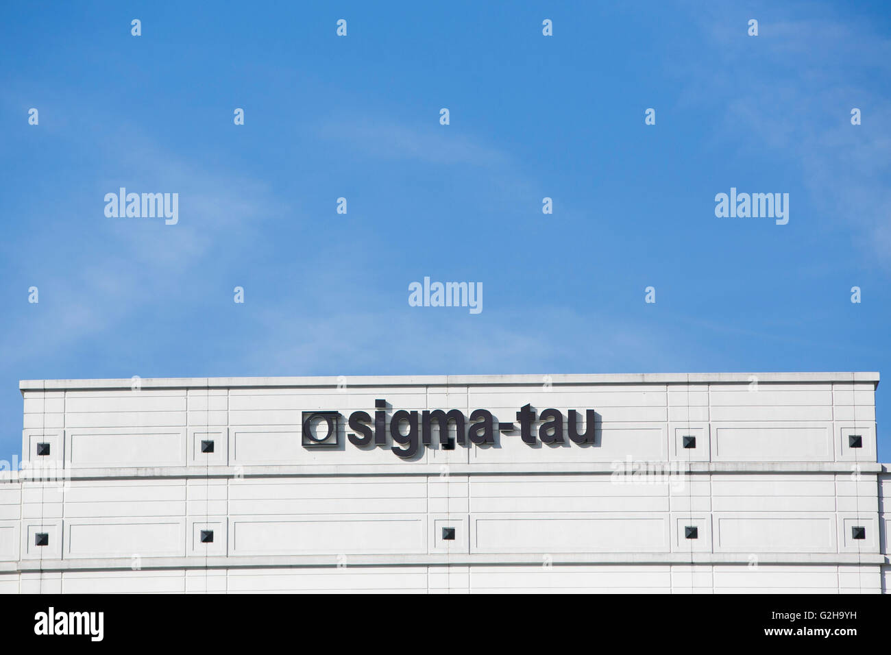 Sigma logo hi-res stock photography and images - Alamy