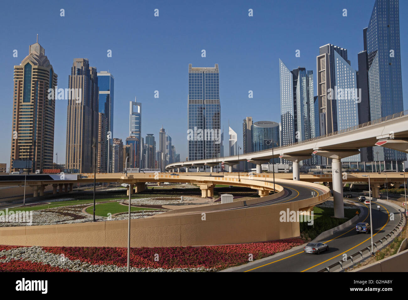 Dubai flyover hi-res stock photography and images - Alamy