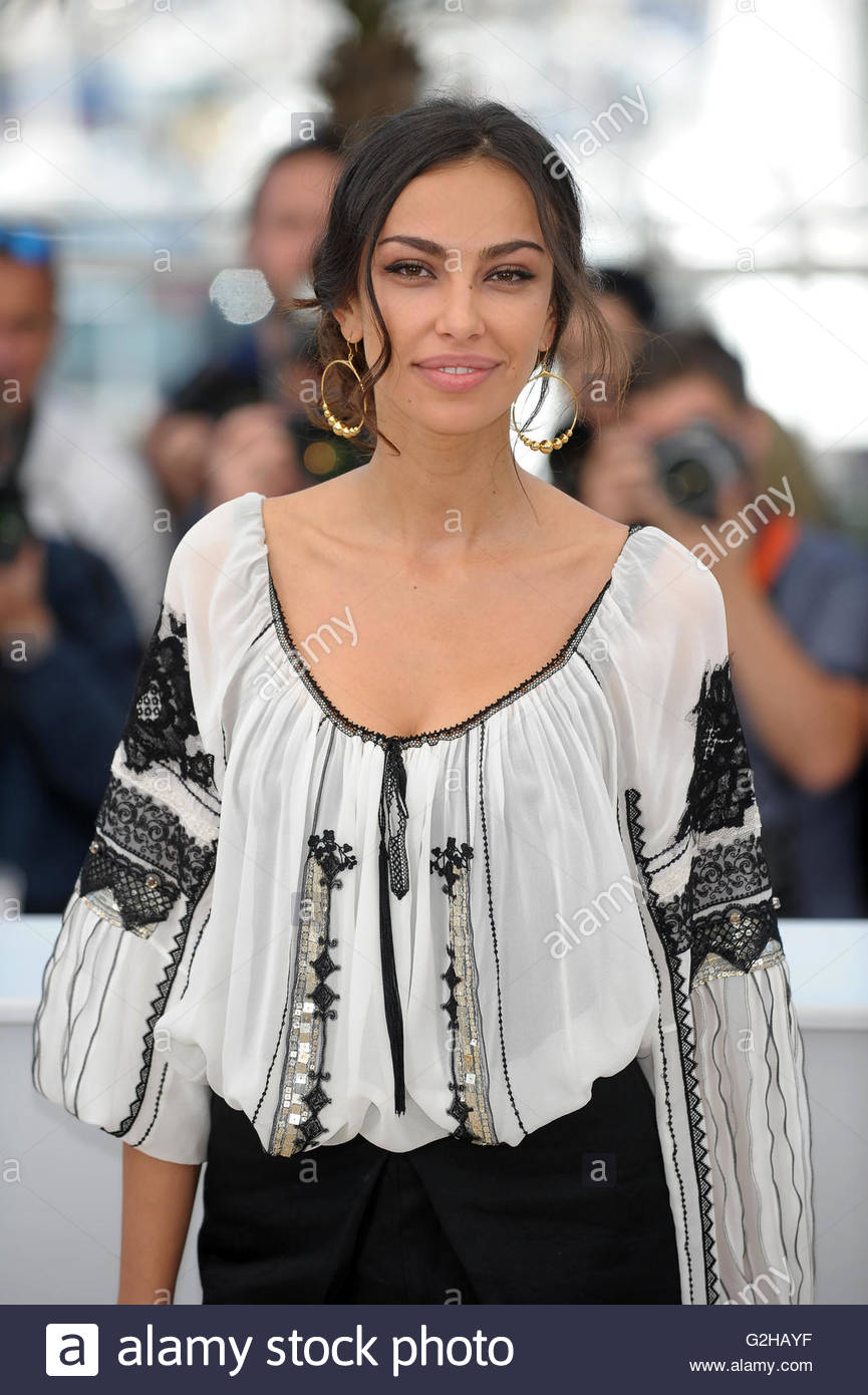 Madalina Ghenea High Resolution Stock Photography and Images - Alamy