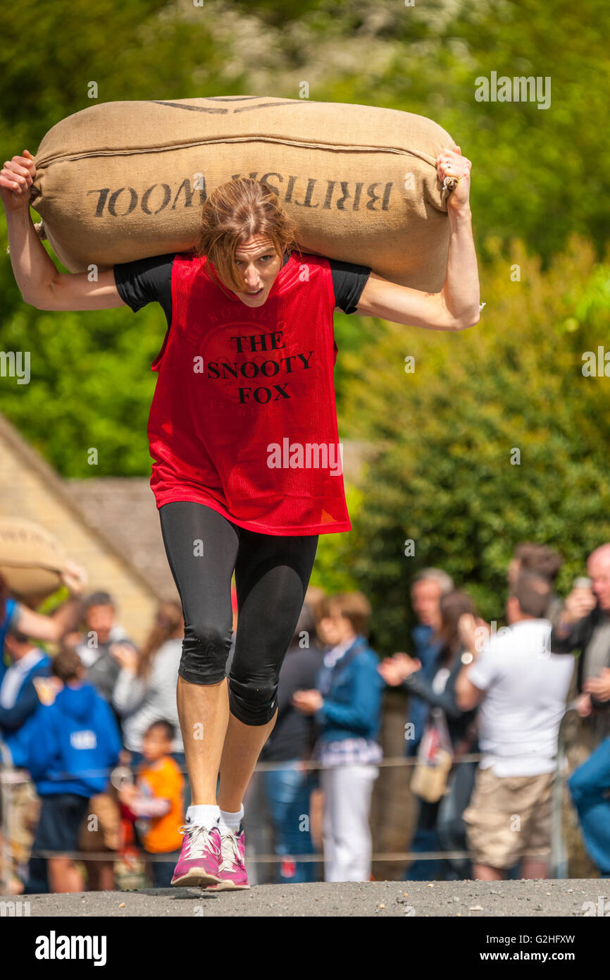Woolsack race hi-res stock photography and images - Alamy