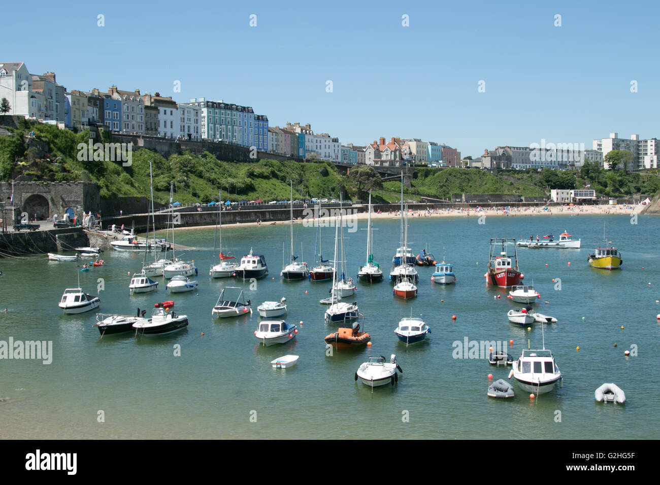 UK weather: Sunny weather in Tenby, Pembrokeshire, West Wales, as ...