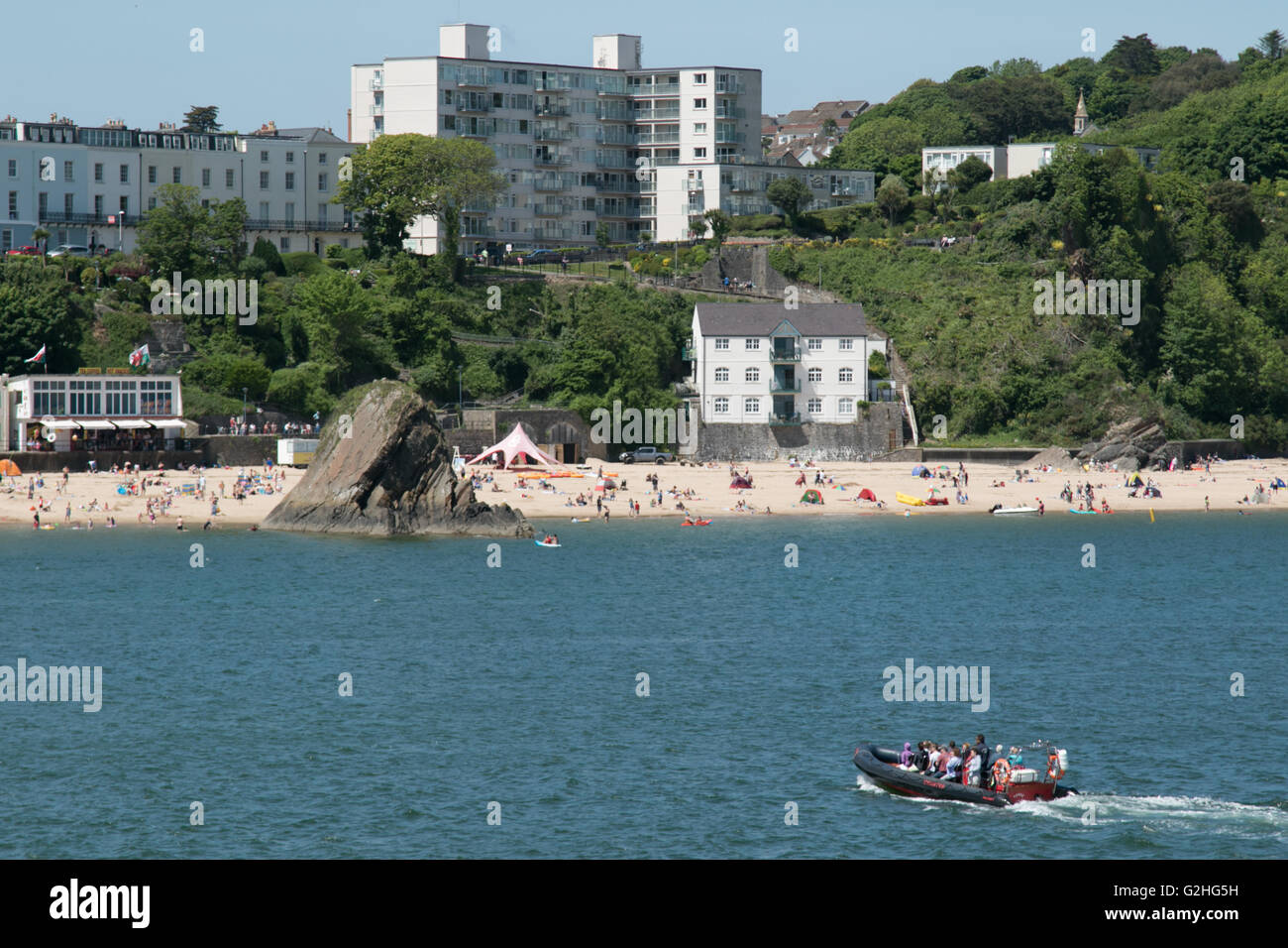 UK weather: Sunny weather in Tenby, Pembrokeshire, West Wales, as ...