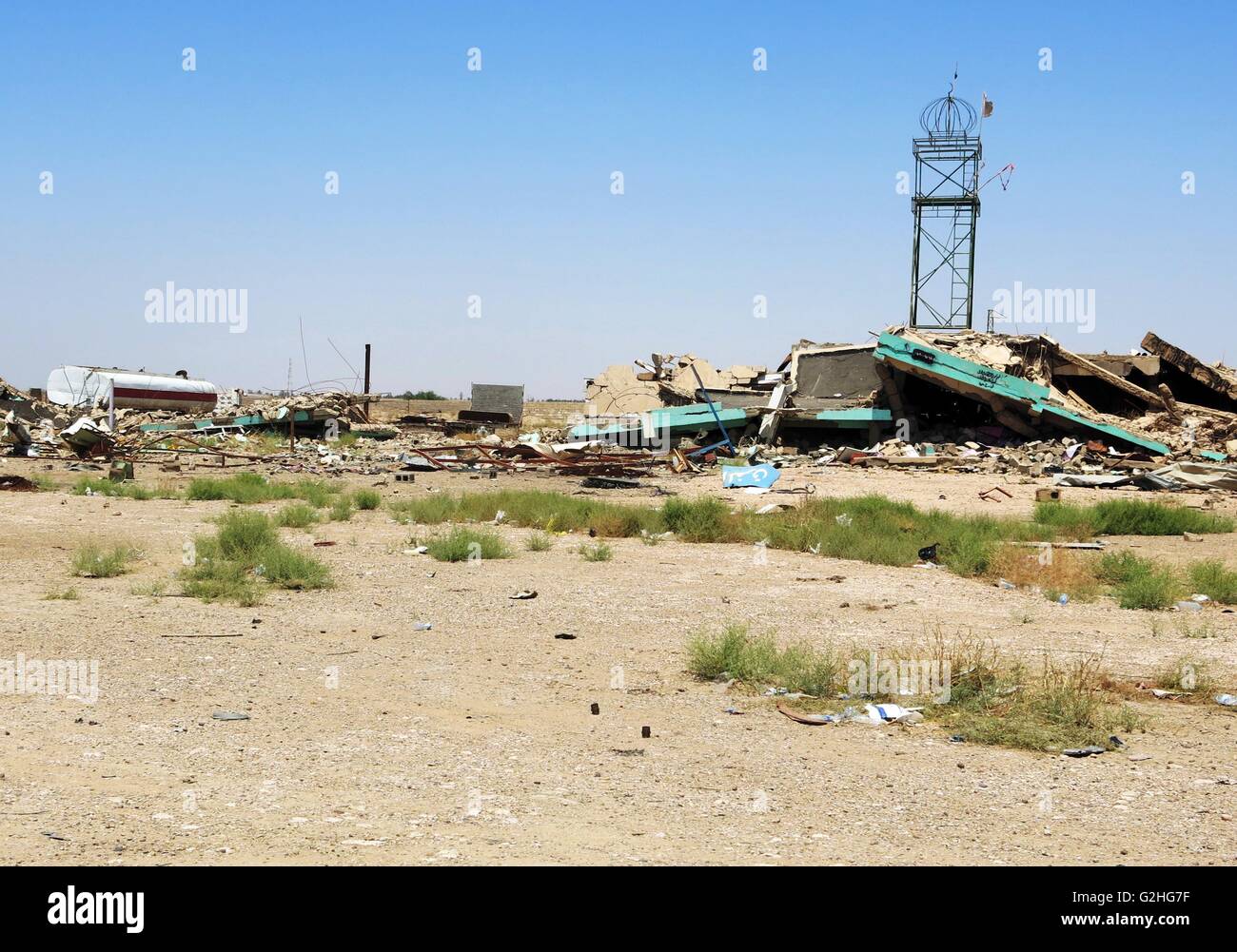 Fallujah bridge hi-res stock photography and images - Alamy