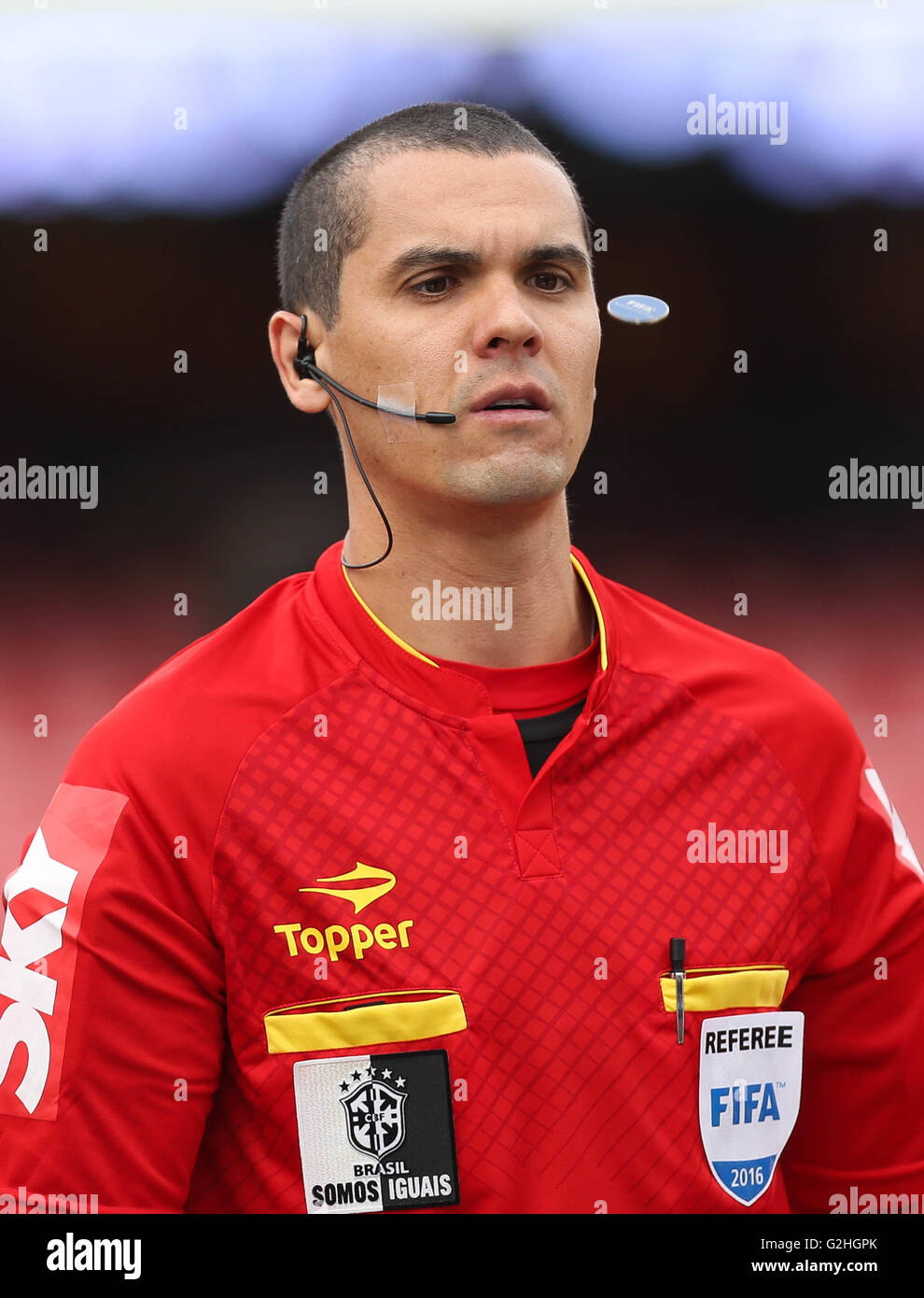 SAO PAULO, Brazil - 29/05/2016: SAO PAULO X PALM TREES - The referee ...
