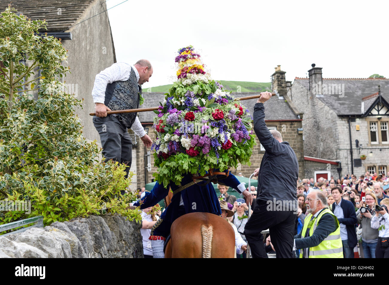 Castleton, Derbyshire, UK. 30th May, 2016. Ancient Garland Ceremony ...