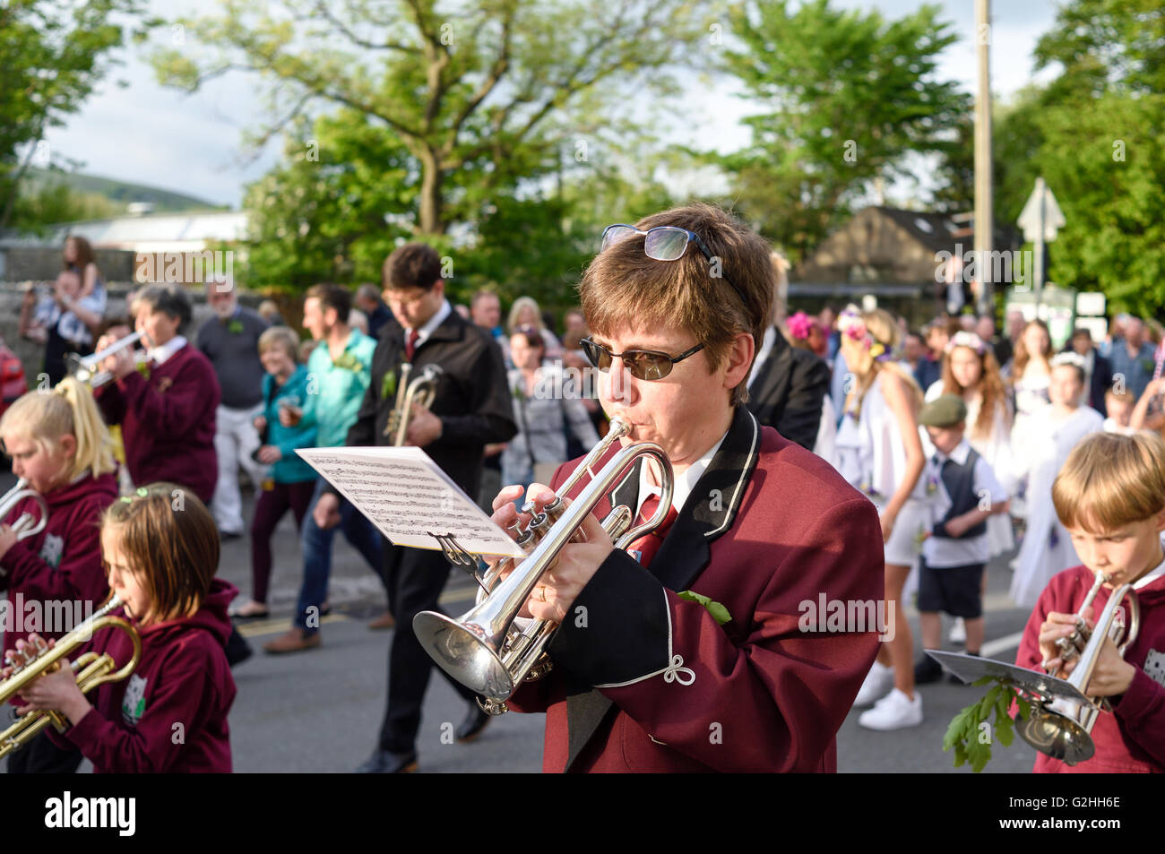 Castleton garland ceremony hi-res stock photography and images - Alamy