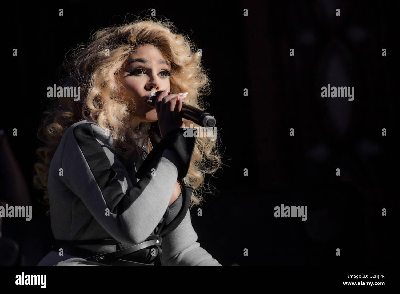 Lil kim hi-res stock photography and images - Alamy