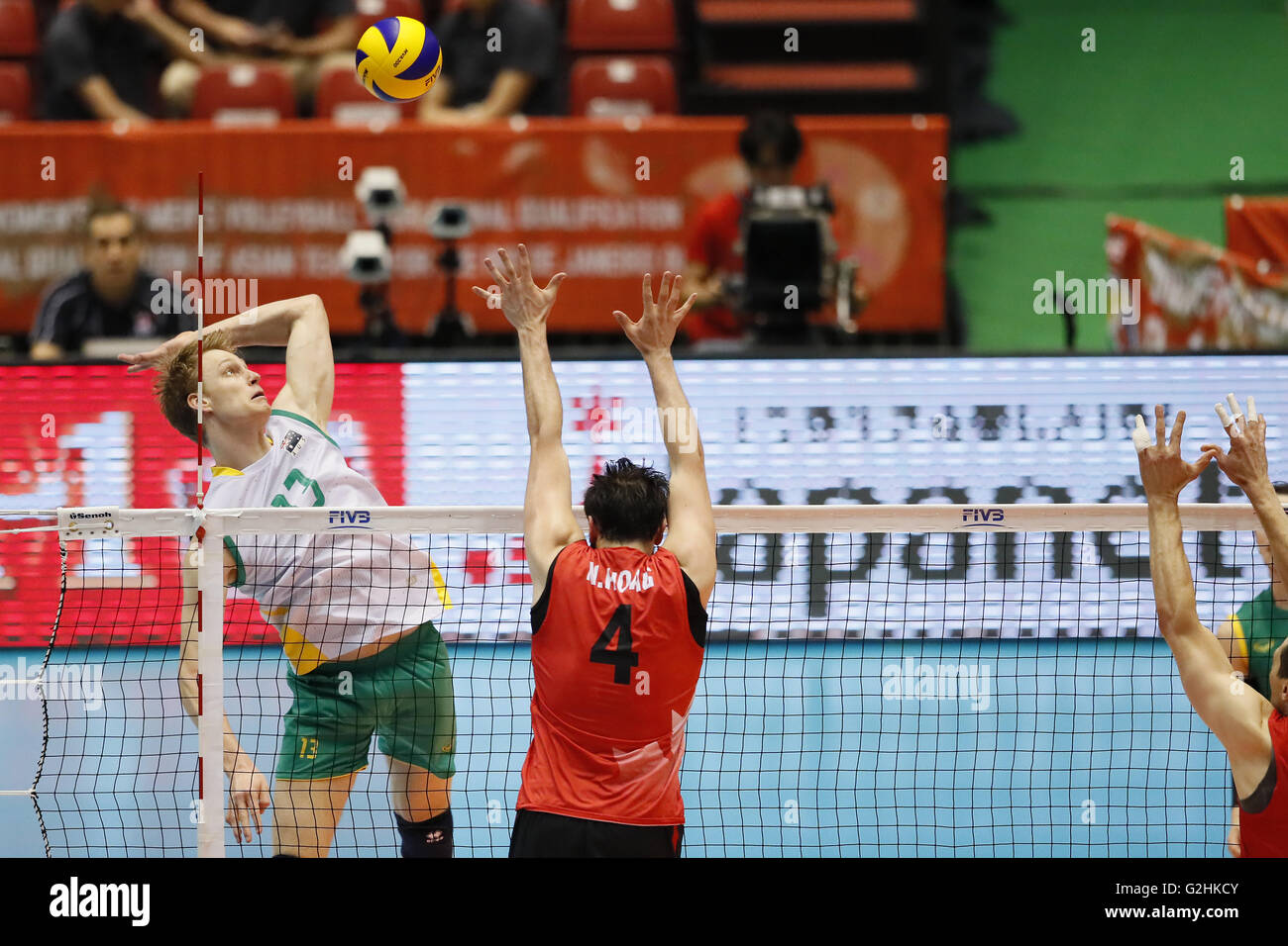 Tokyo Metropolitan Gymnasium, Tokyo, Japan. 31st May, 2016. Walker ...