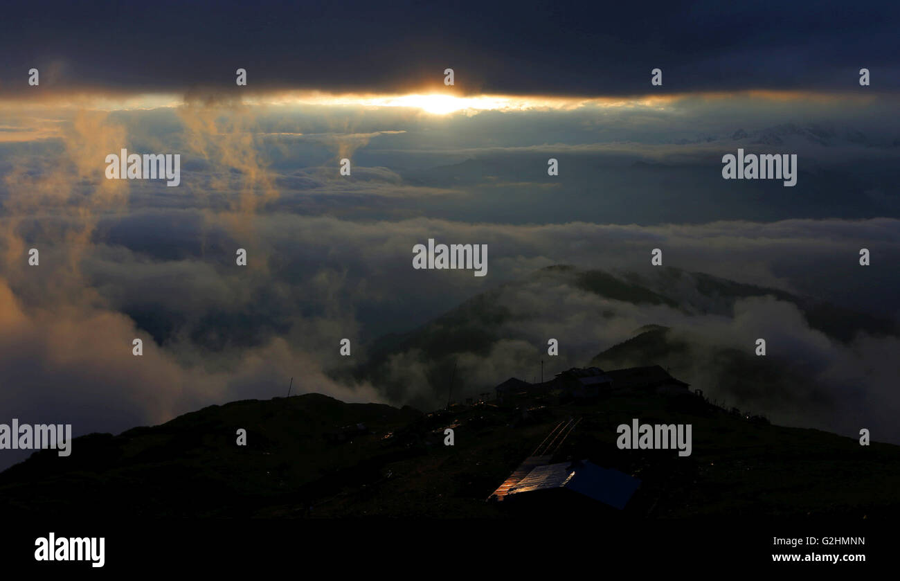 Rasuwa nepal hi-res stock photography and images - Alamy