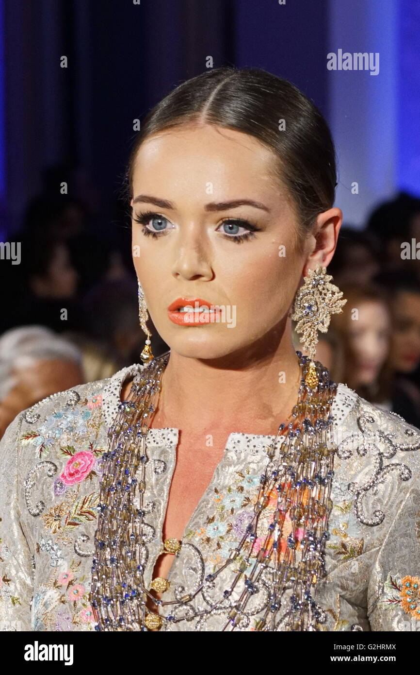 London, UK. 31st May, 2016. Pakistani Fashion a Model wearing Designer ...