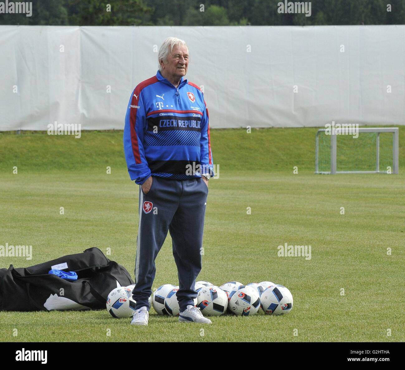Kranzach, Austria. 31st May, 2016. Consultant and former coach of Czech ...