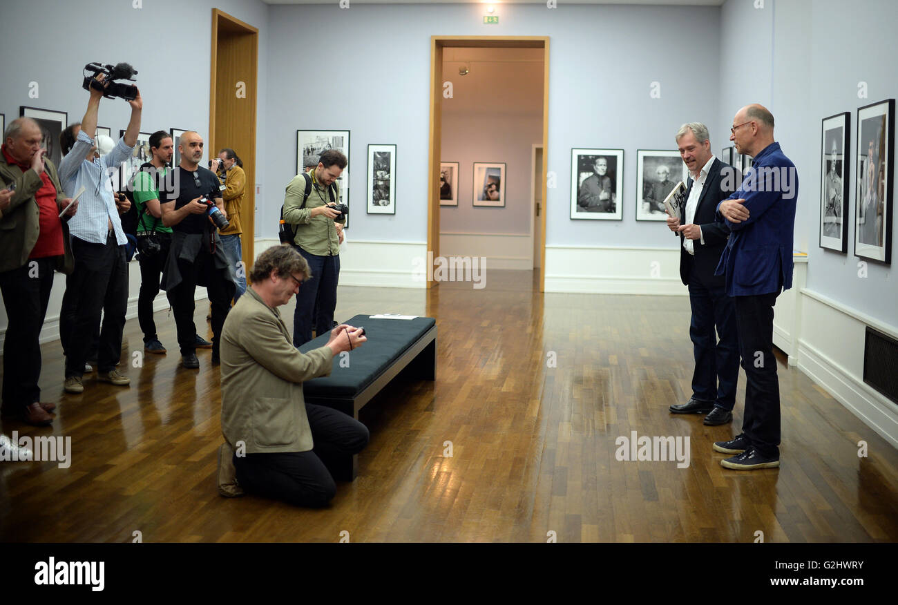 June newton alice springs hi-res stock photography and images - Alamy