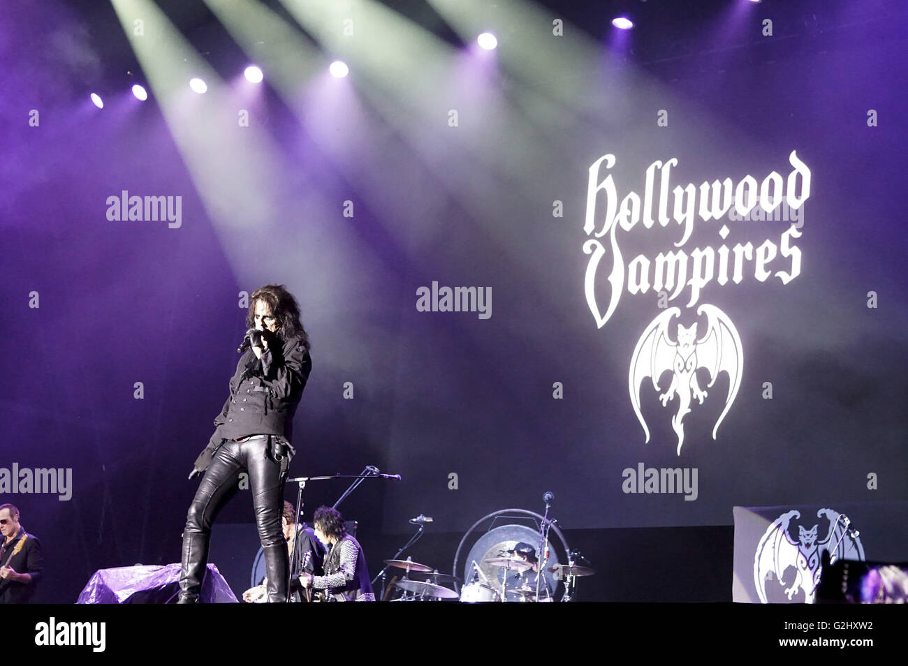 Hollywood vampires alice cooper hi-res stock photography and images - Alamy