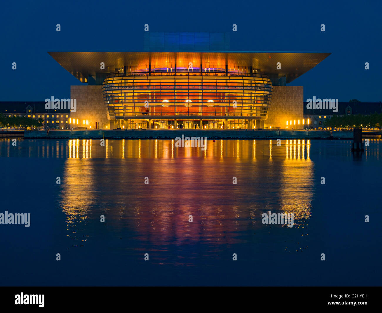 Copenhagen Opera House, Operaen, at night with the full moon ...