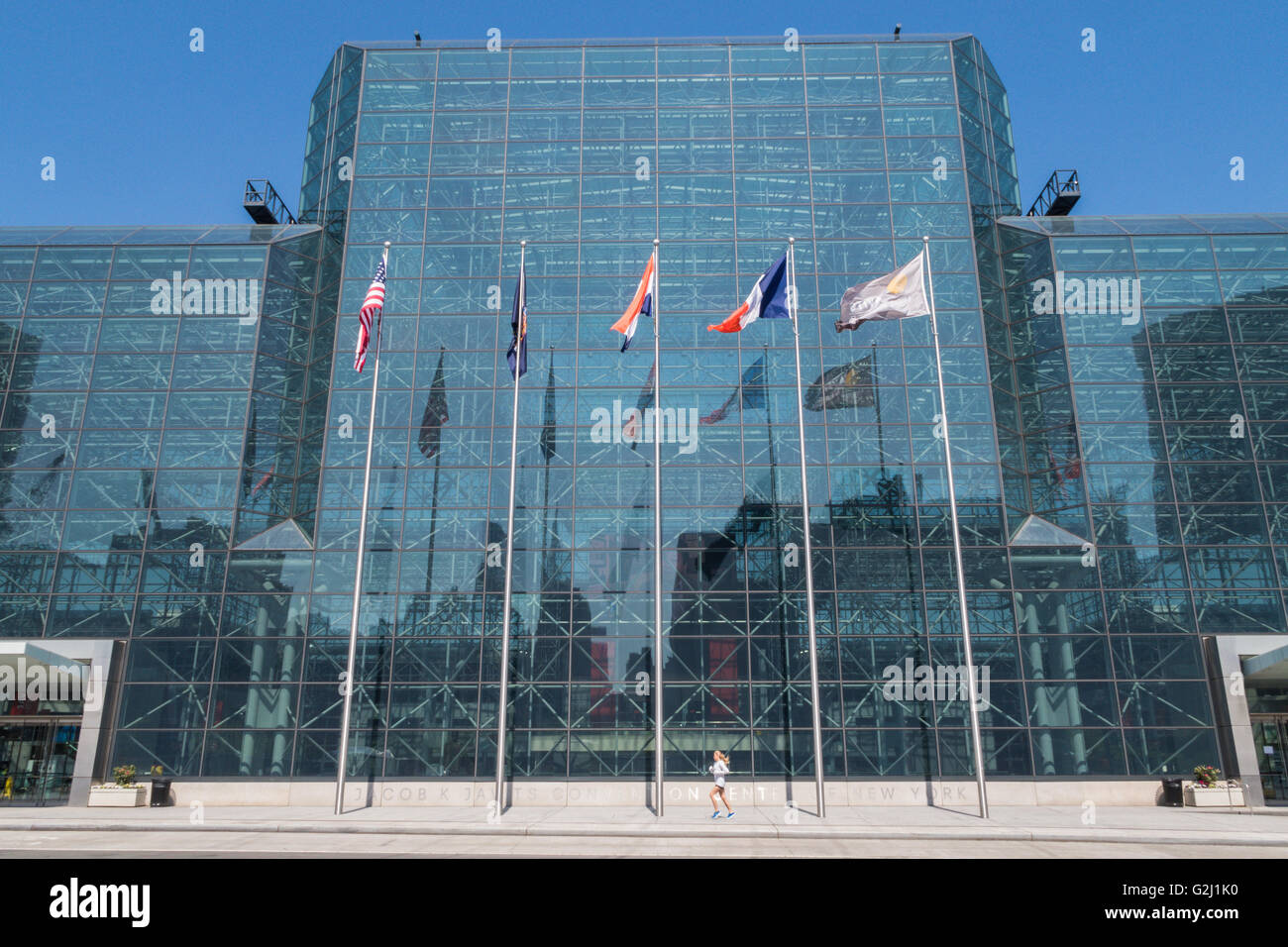 Jacob javits convention center building hi-res stock photography and ...