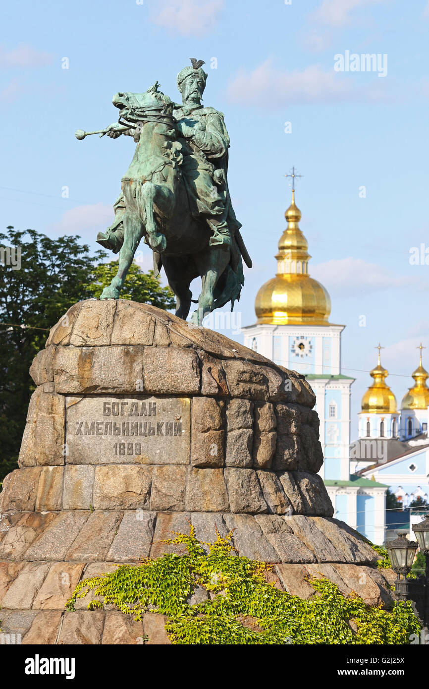 Monument of Bohdan Khmelnytsky, the Hetman of Ukrainian Zaporozhian ...