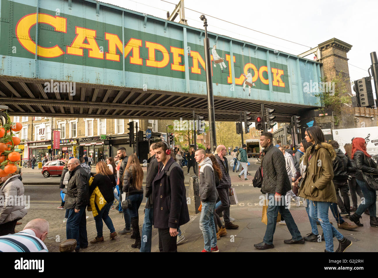 Camden Lock Bridge High Resolution Stock Photography and Images - Alamy