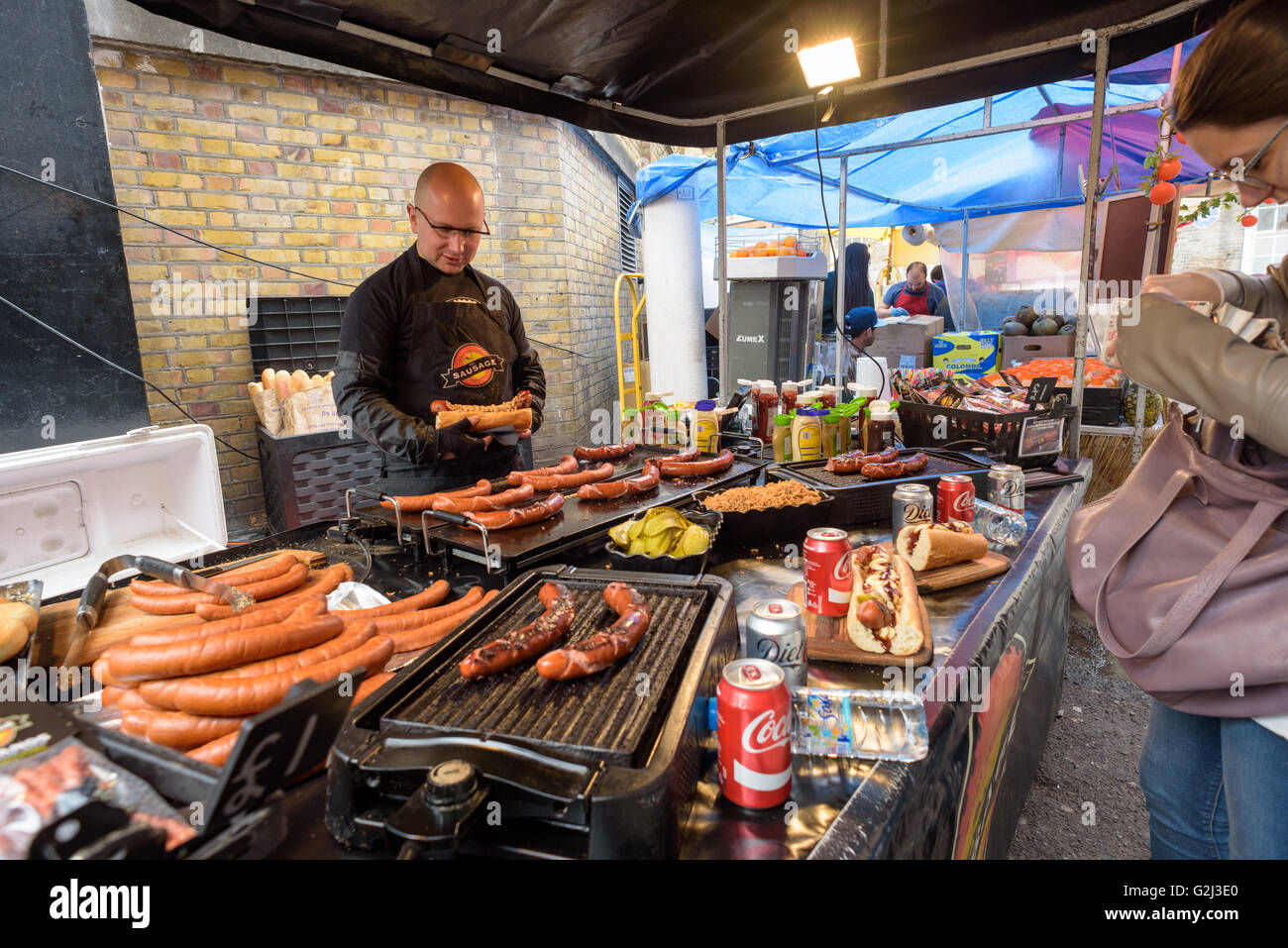 Hot dog stall hi-res stock photography and images - Alamy