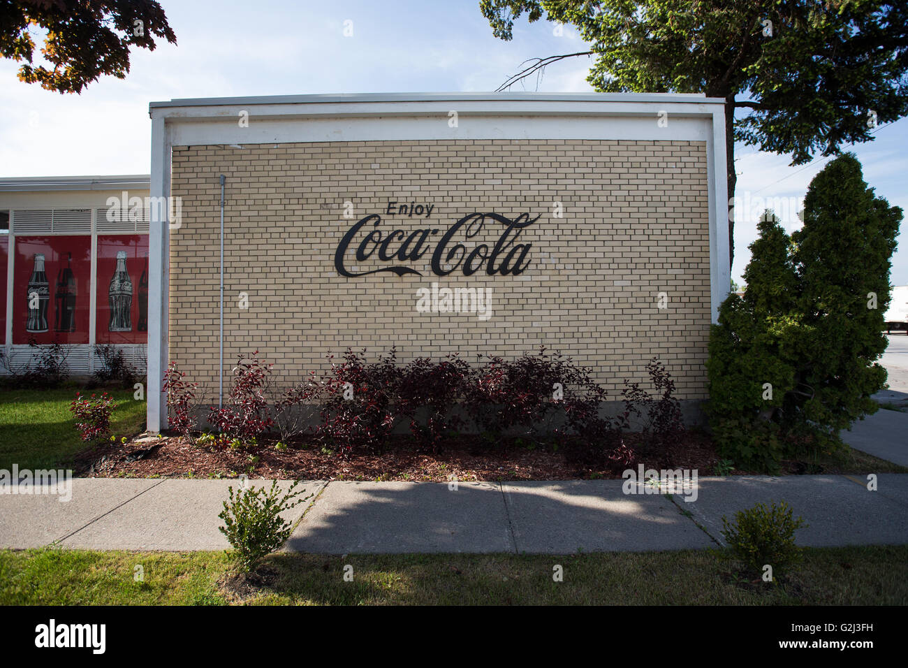 Coca cola distribution hi-res stock photography and images - Alamy