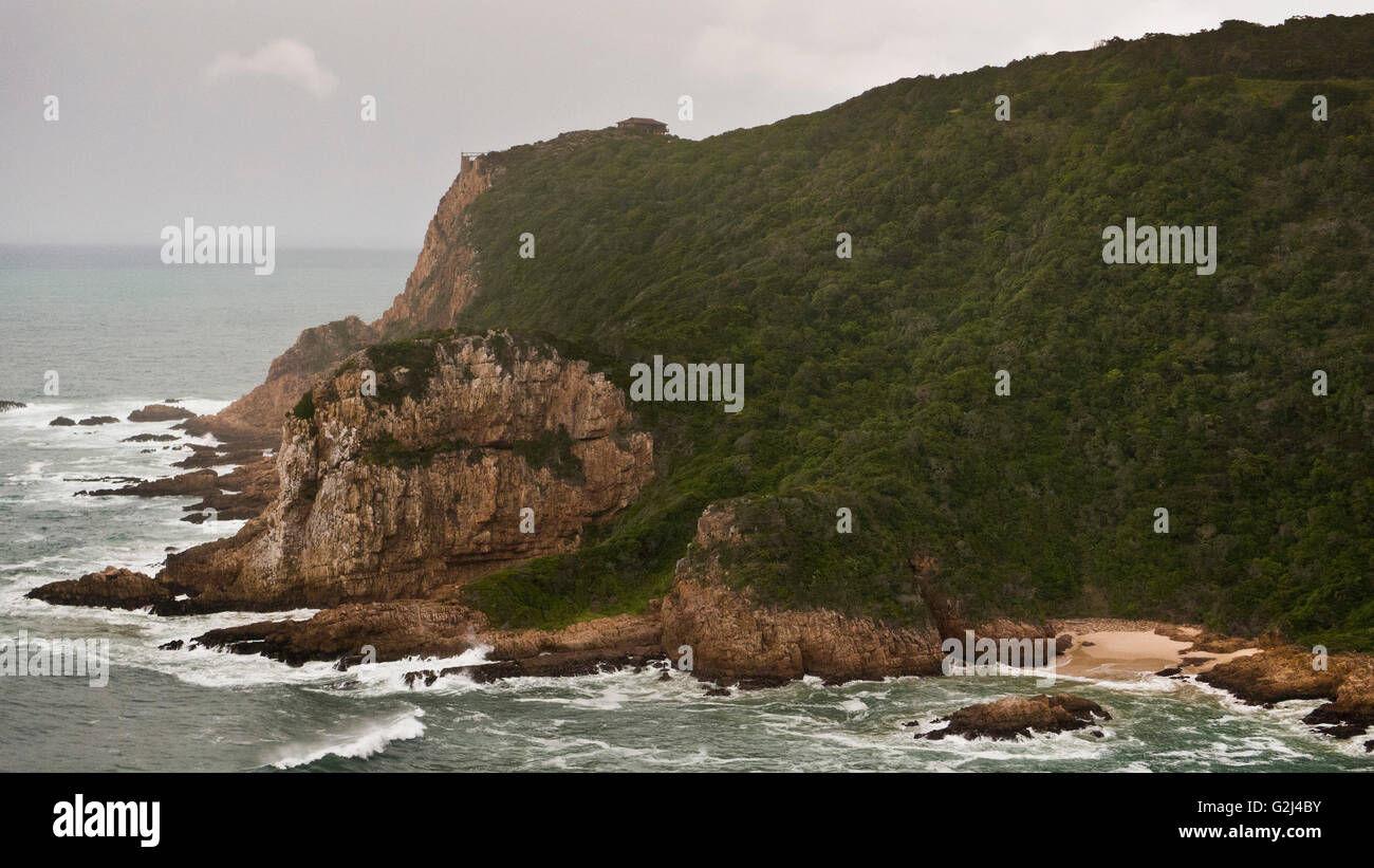 Sea and promontory of land hi-res stock photography and images - Alamy