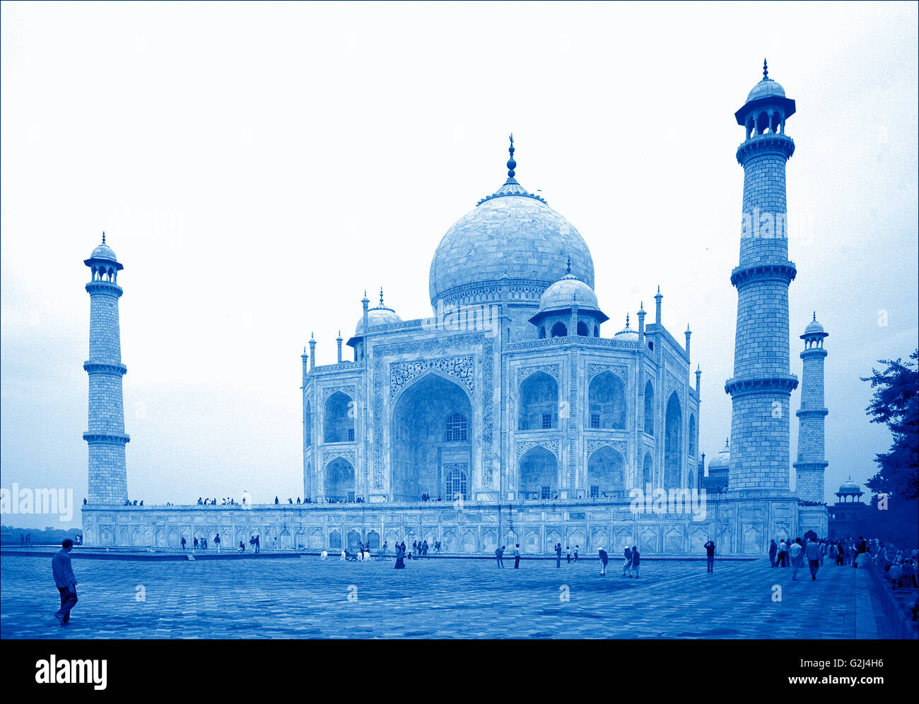 Taj Mahal, Side View, Agra, India Stock Photo - Alamy