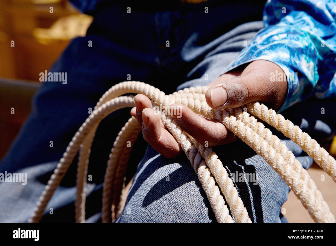 Cowboy with rope hi-res stock photography and images - Alamy