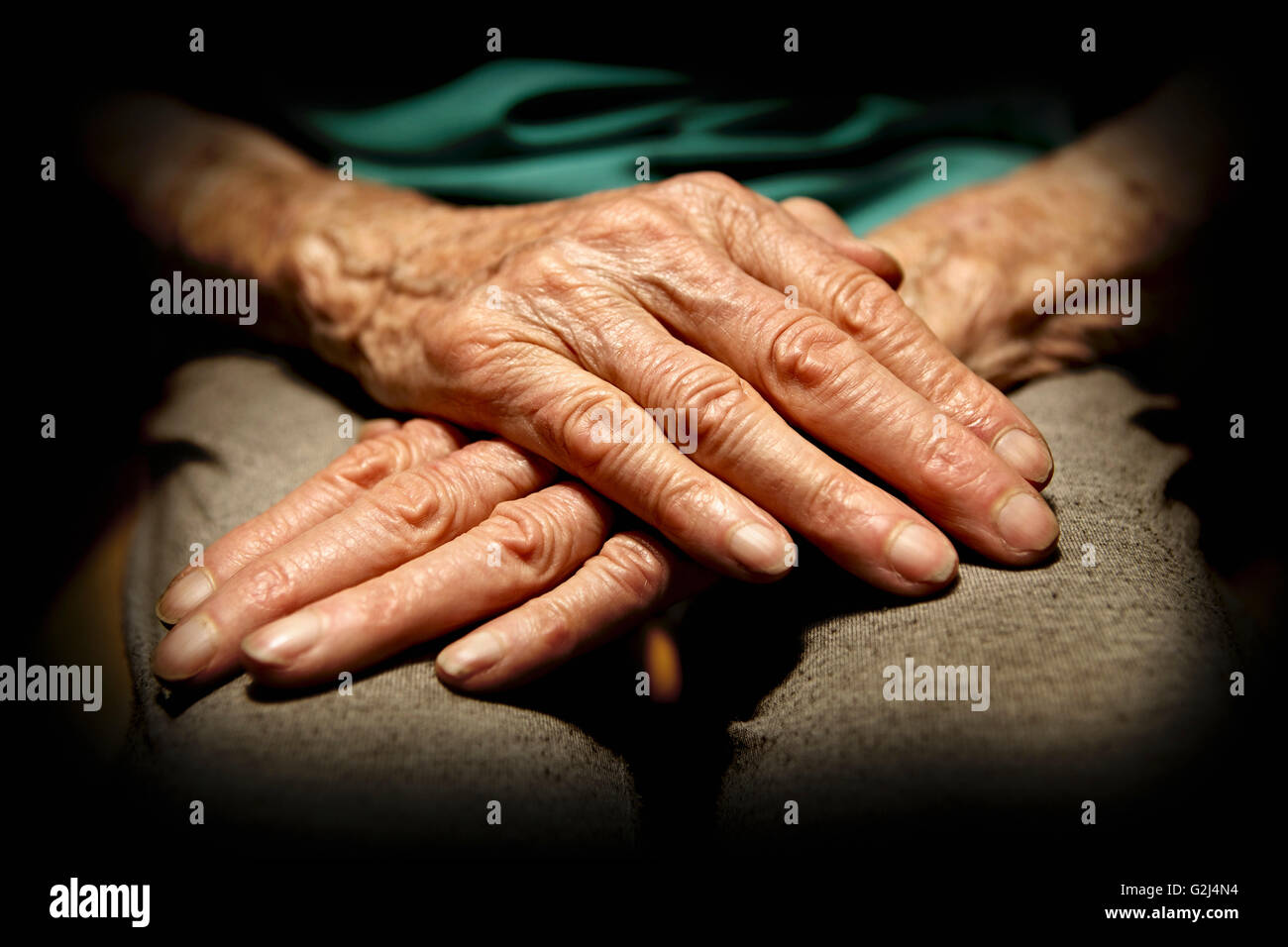 Hands In Lap Stock Photos & Hands In Lap Stock Images - Alamy