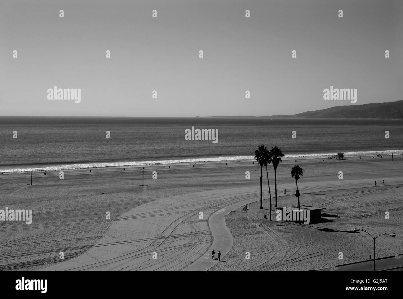 Empty beaches california hi-res stock photography and images - Alamy