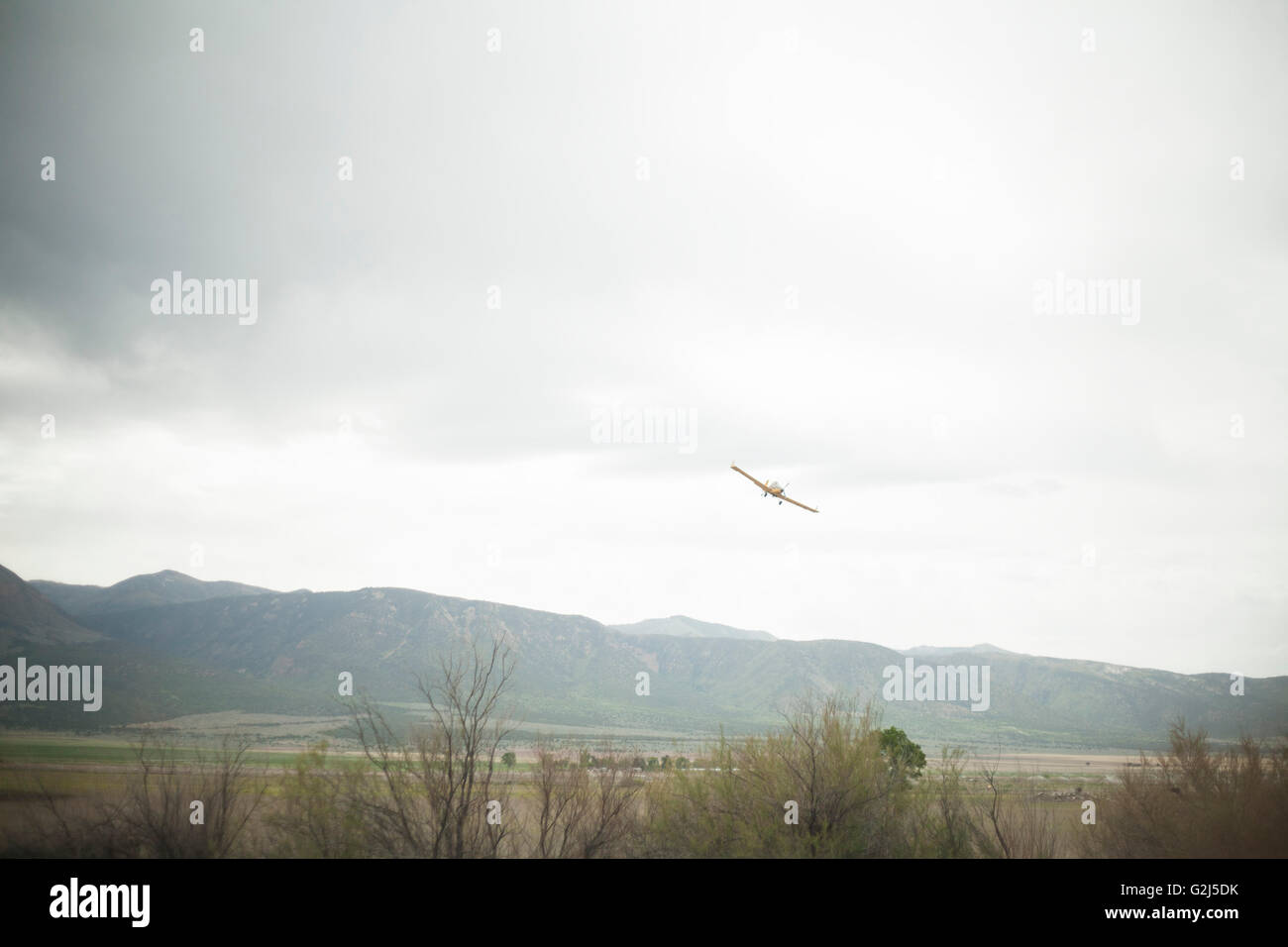 Crop duster hi-res stock photography and images - Alamy