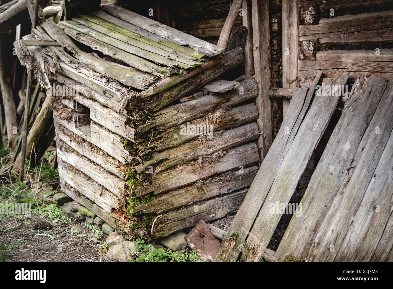 Old ruined house Stock Photo - Alamy
