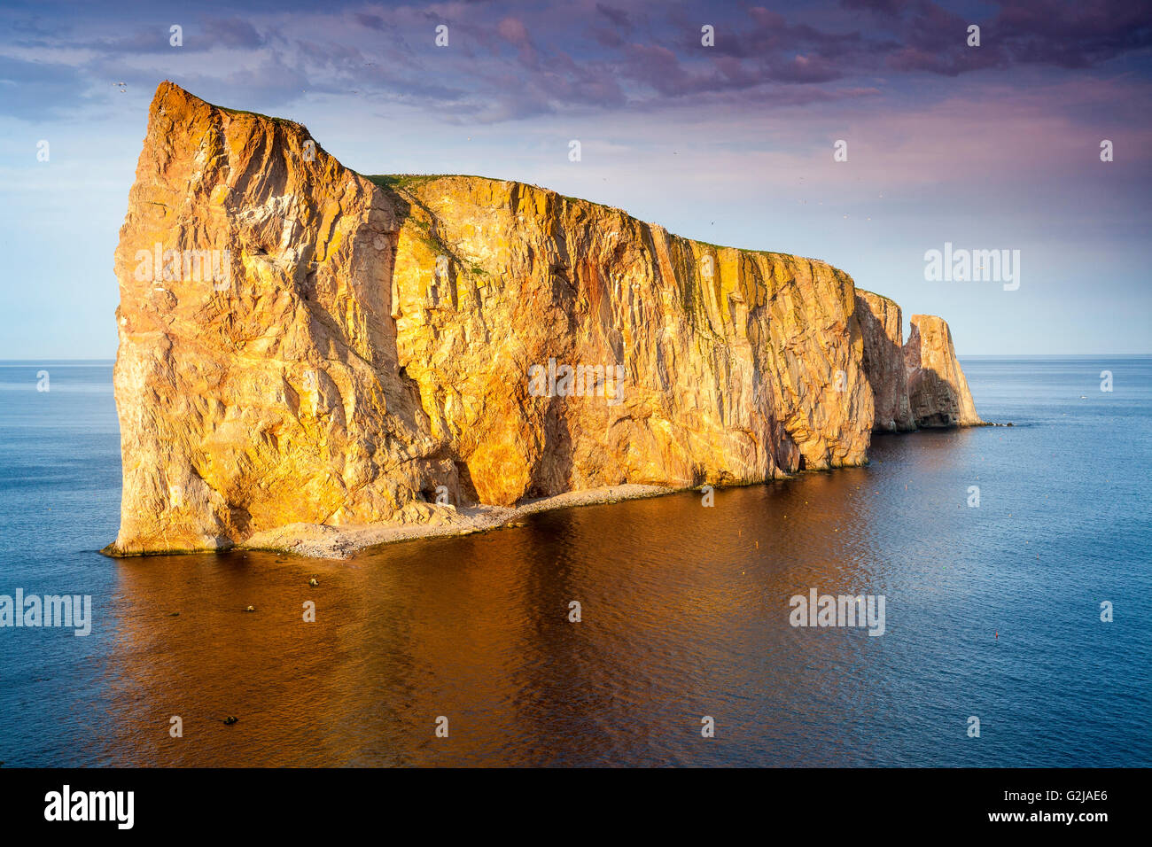 Perce rock, gaspe hi-res stock photography and images - Alamy
