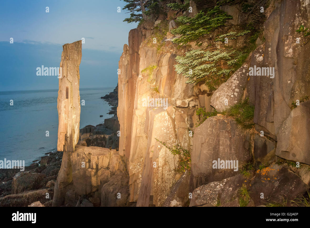 Columnar basalt hi-res stock photography and images - Alamy