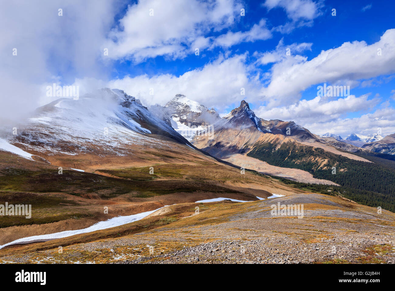 Parker Ridge in the Columbia Icefields, Jasper National Park, Alberta ...
