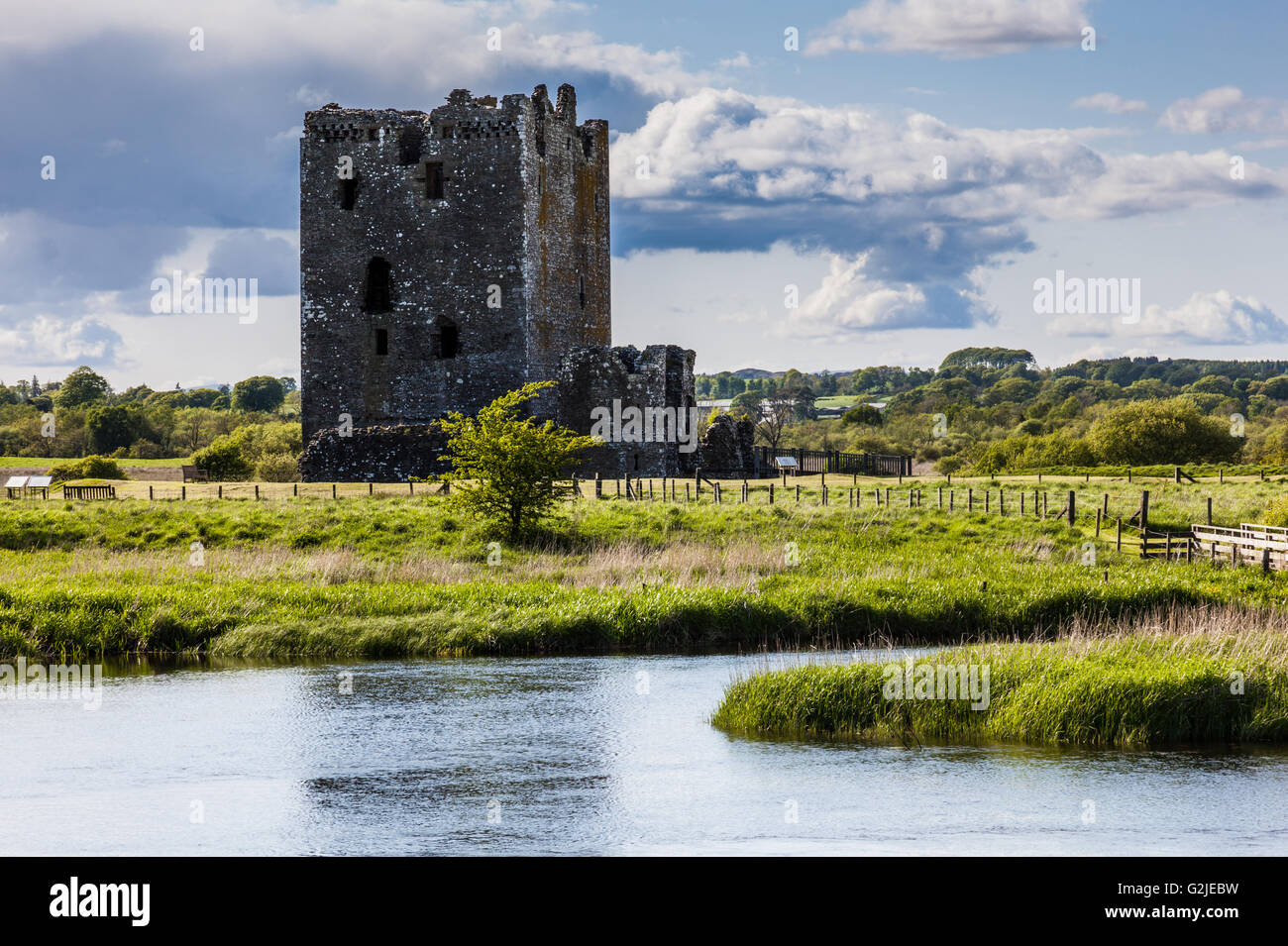 Threave castle castle douglas scotland hi-res stock photography and ...