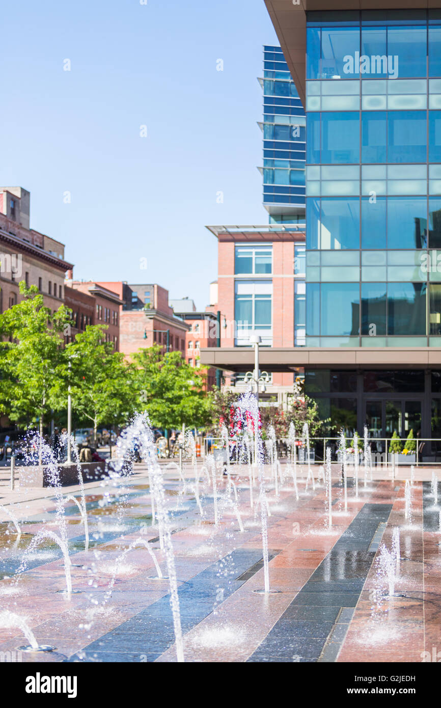 Denver union station fountain hi-res stock photography and images - Alamy