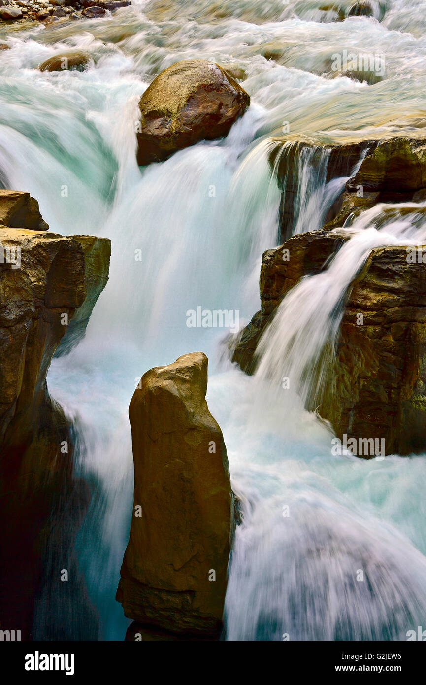 Rock ledge hi-res stock photography and images - Alamy