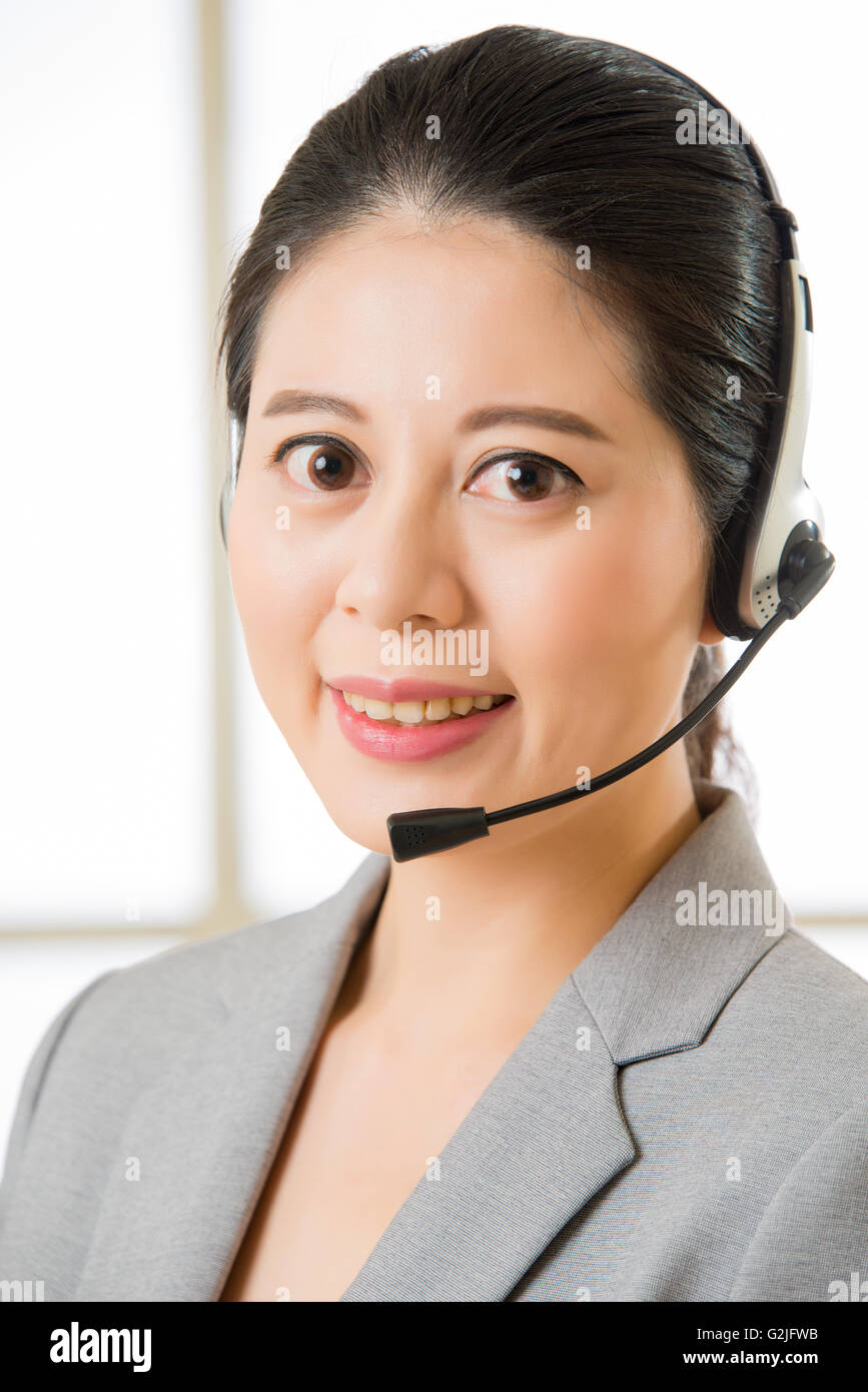 Asian woman call center hi-res stock photography and images - Alamy