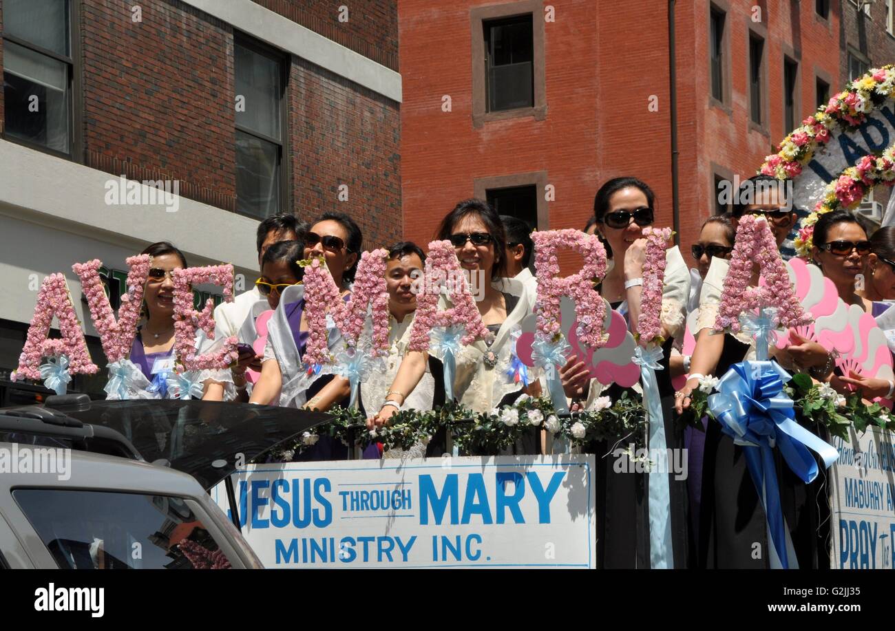 Jesus parade hi-res stock photography and images - Alamy