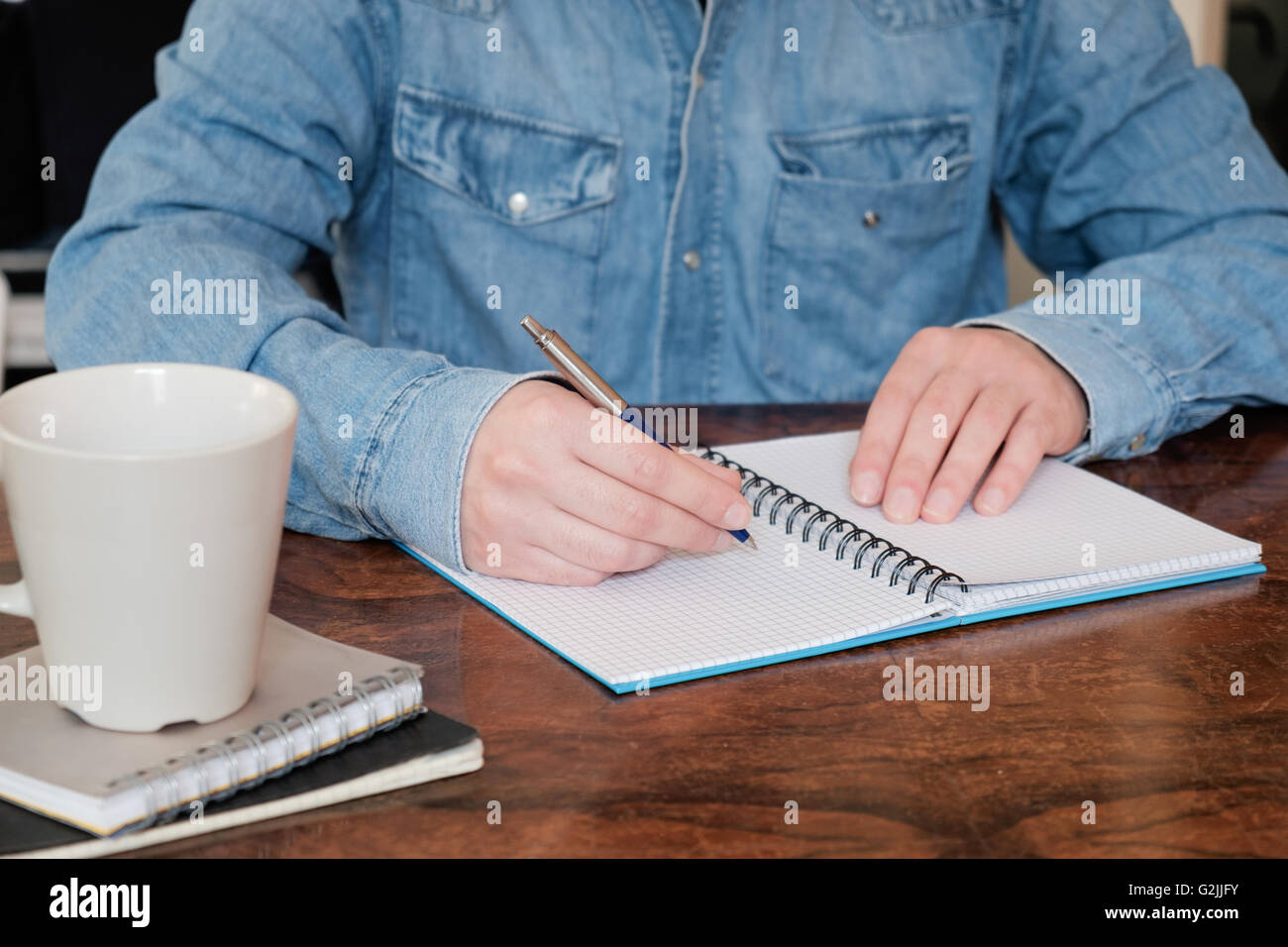 Hand writing hi-res stock photography and images - Alamy