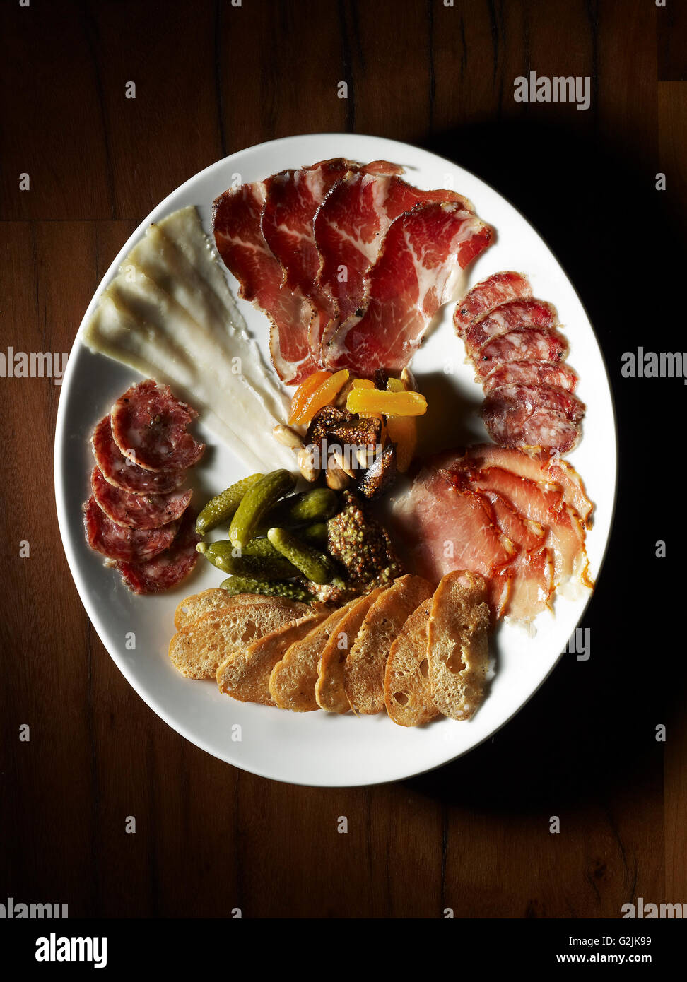 Tapas display hi-res stock photography and images - Alamy