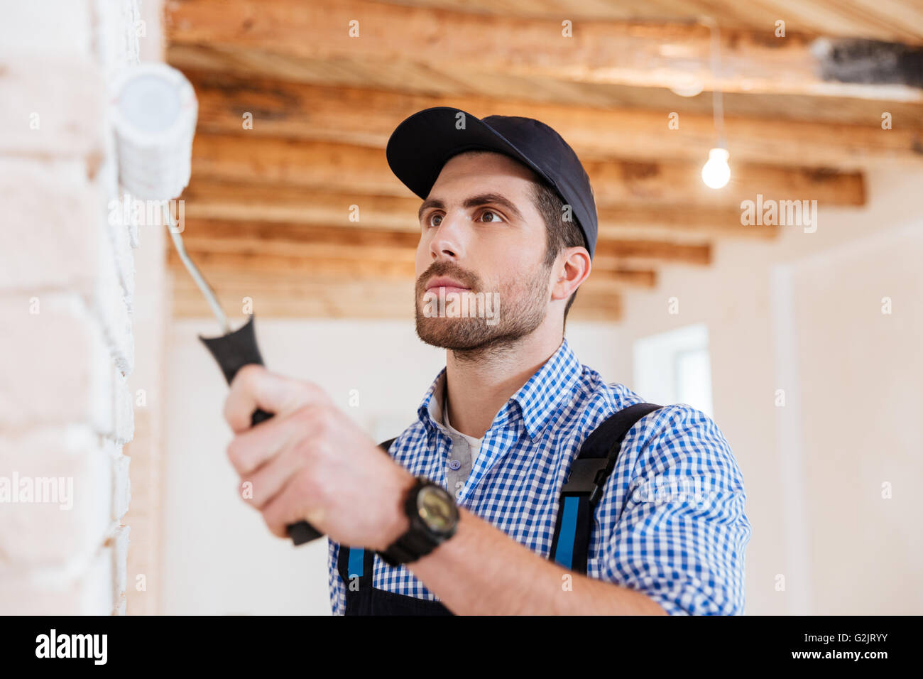 Builder and decorator hi-res stock photography and images - Alamy