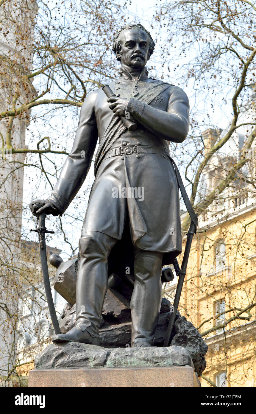 Statue sir james outram matthew hi-res stock photography and images - Alamy
