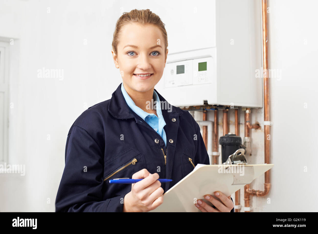 Female gas engineer portrait hi-res stock photography and images - Alamy