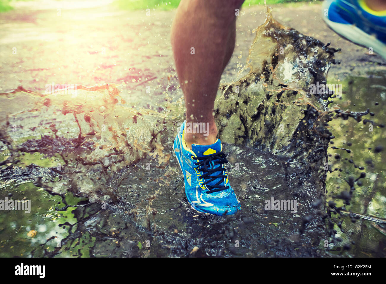 Running shoe splash exercise hi-res stock photography and images - Alamy