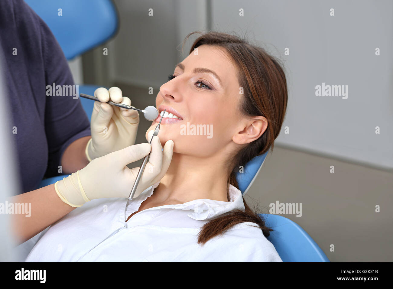 examination of the teeth in the office of the dentist Stock Photo - Alamy