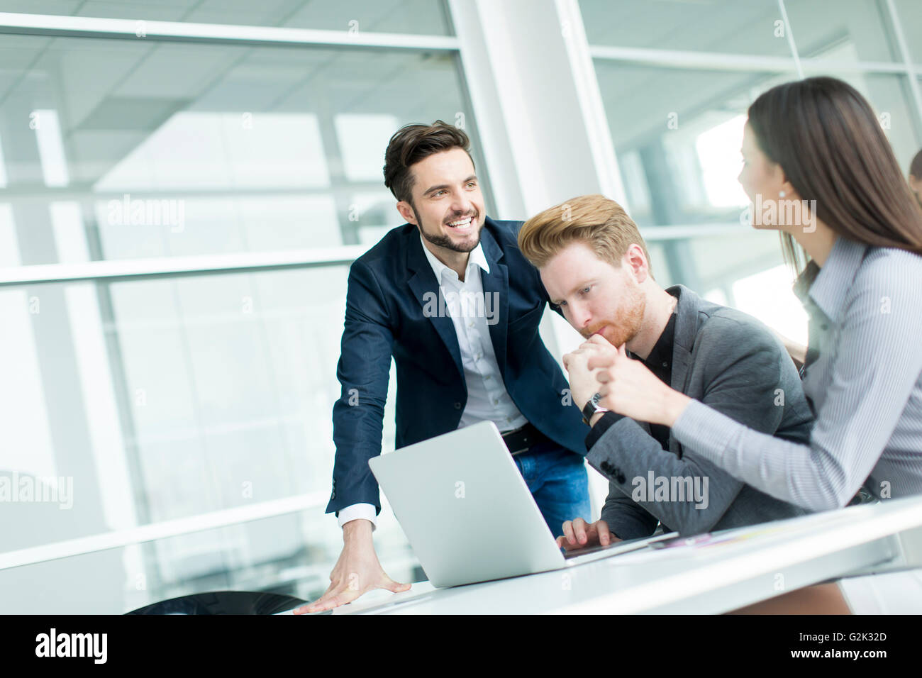 Modern young people working hi-res stock photography and images - Alamy
