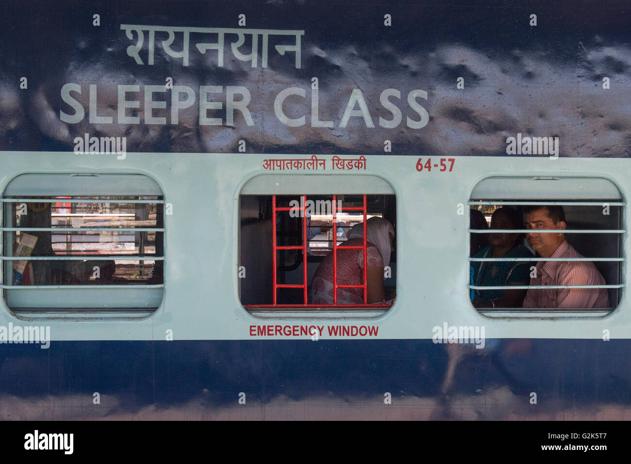Sleeper class hi-res stock photography and images - Alamy