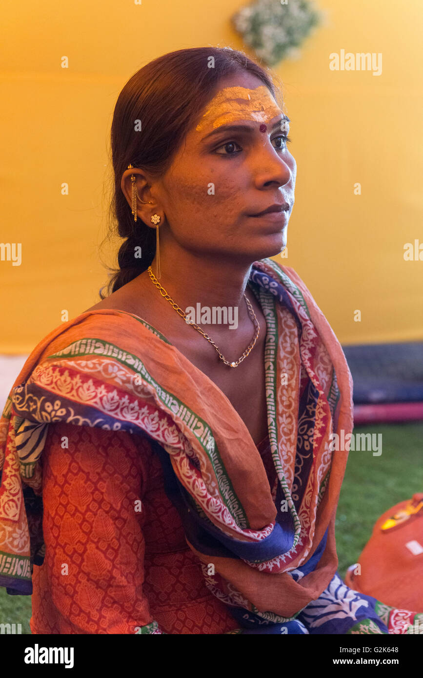 Hijra Beauty Contest Fixing Sari