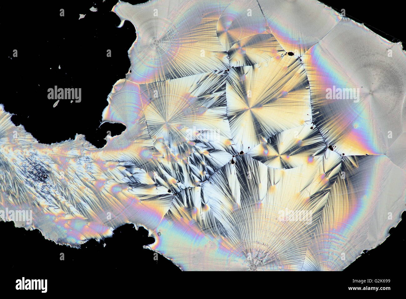 Artistic image of vitamin C in crystallized form Stock Photo - Alamy