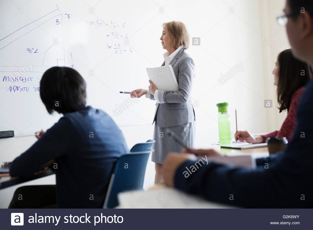 Trigonometry classroom hi-res stock photography and images - Alamy